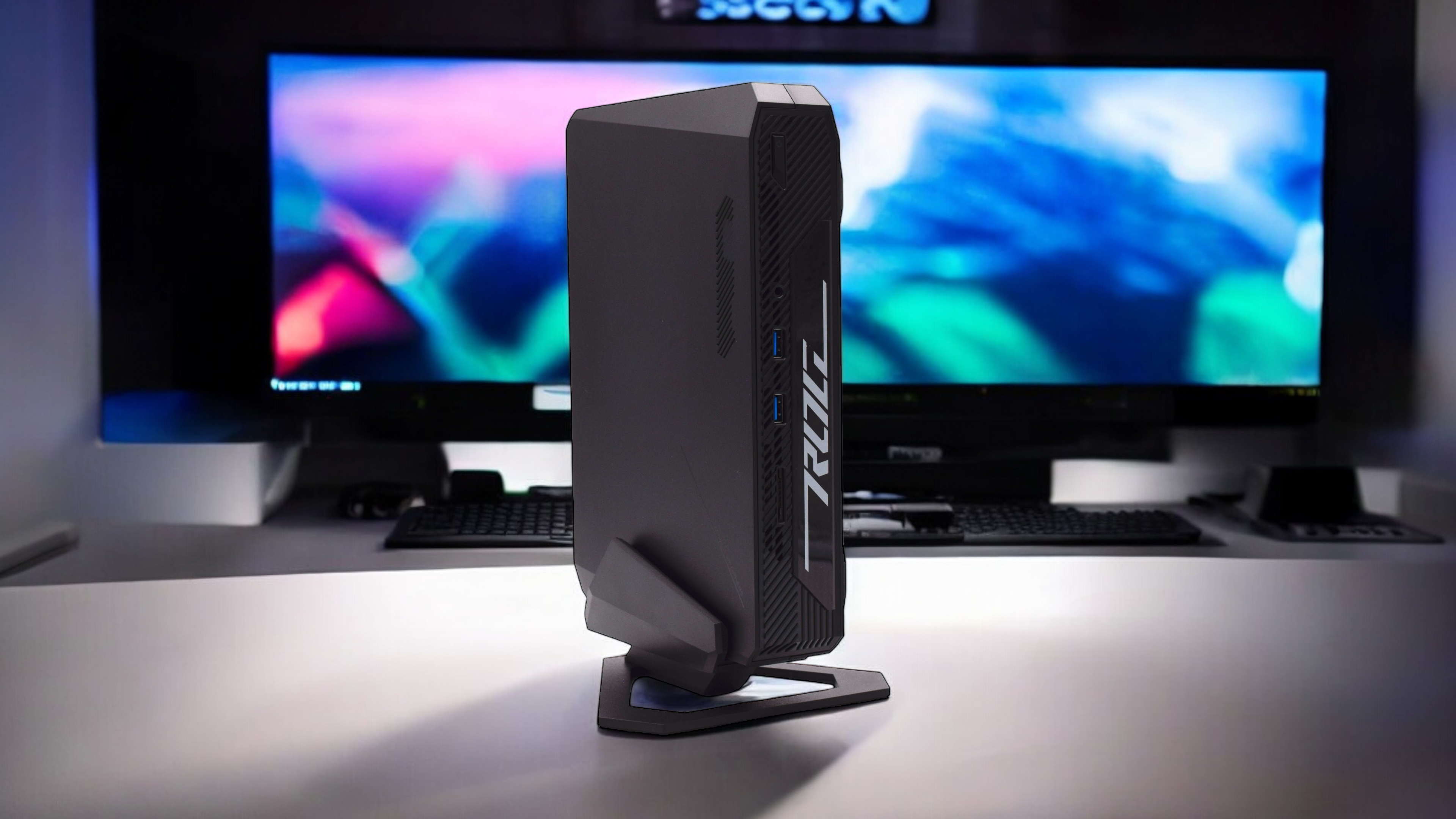 Обзор игрового мини-ПК Asus ROG NUC: Ноутбук с Intel Core Ultra 9 185H ...