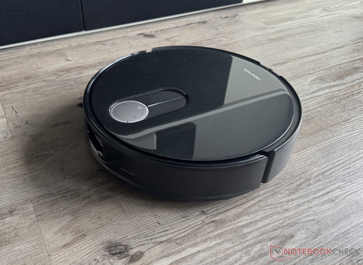Обзор Roborock Qrevo Slim: Насколько хорош ультратонкий робот-пылесос ...