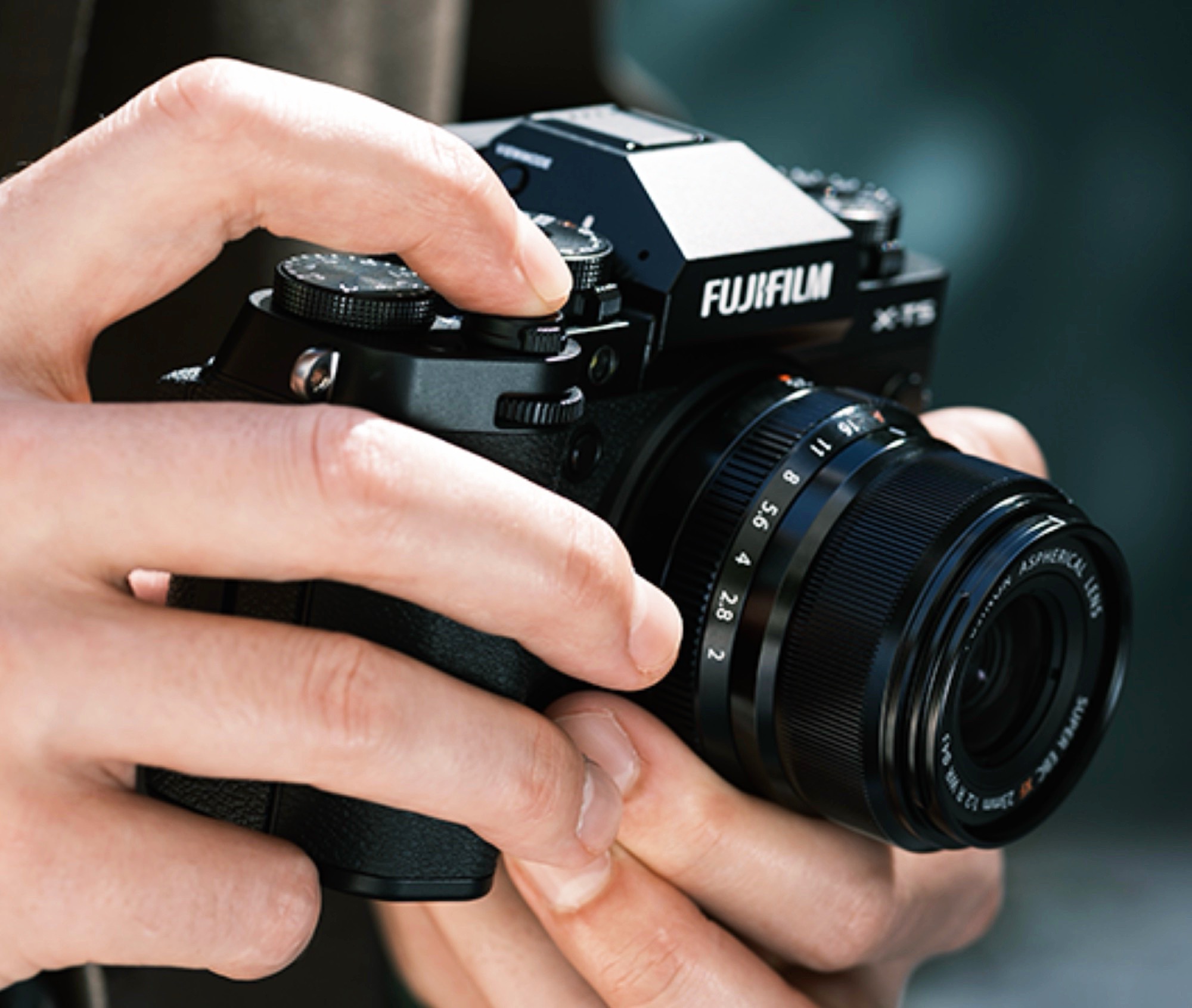 По слухам, Fujifilm X-T6 выйдет на рынок в сентябре с режимом 200 МП и ...