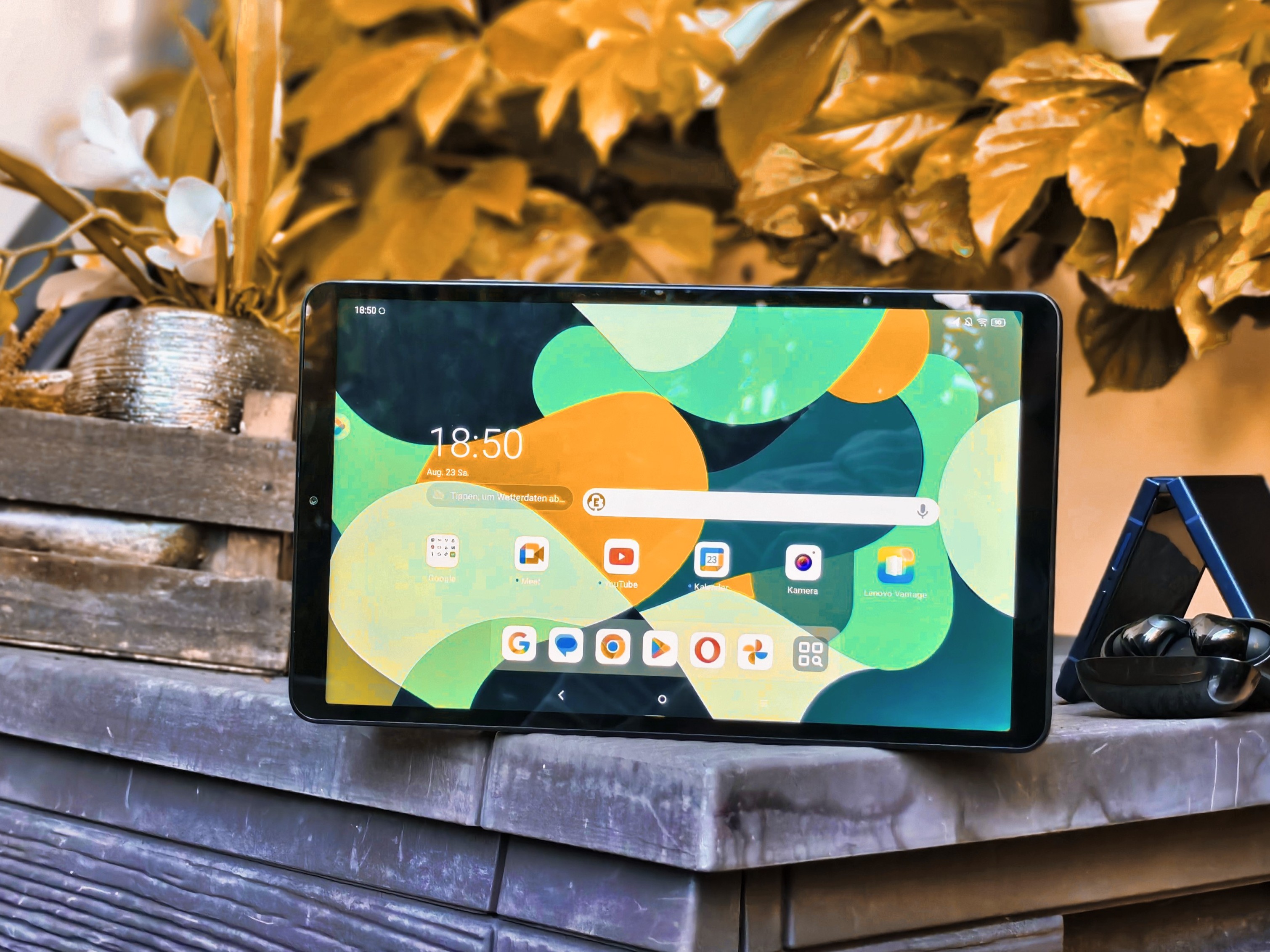 Отличный планшет для детей: супер-доступный Lenovo Tab One с GPS и LTE ...