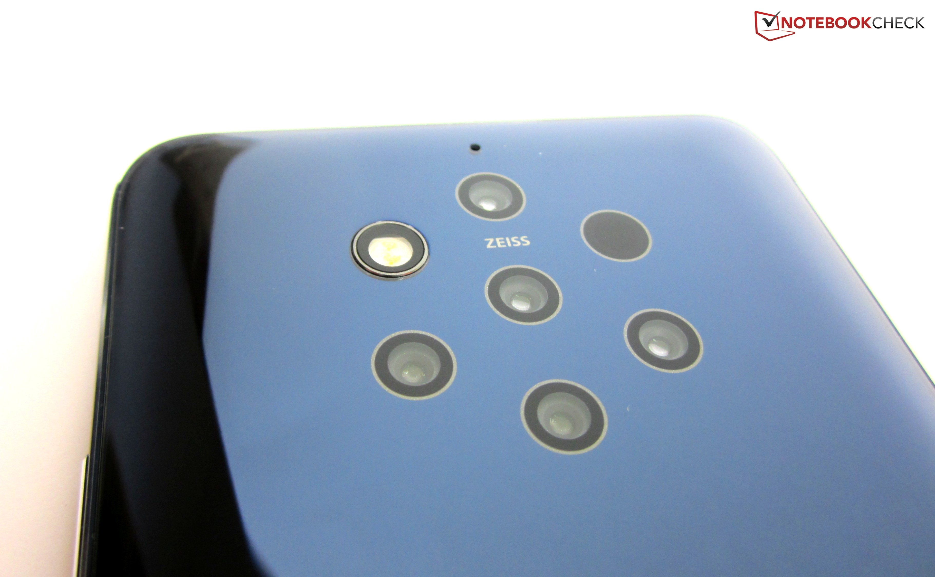 Смартфон Nokia 9 PureView. Обзор от Notebookcheck - Notebookcheck-ru.com