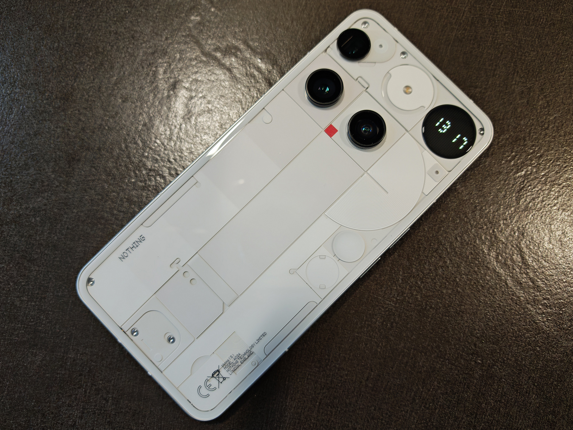 Nothing Phone (3) - notebookcheck-ru.com Библиотека